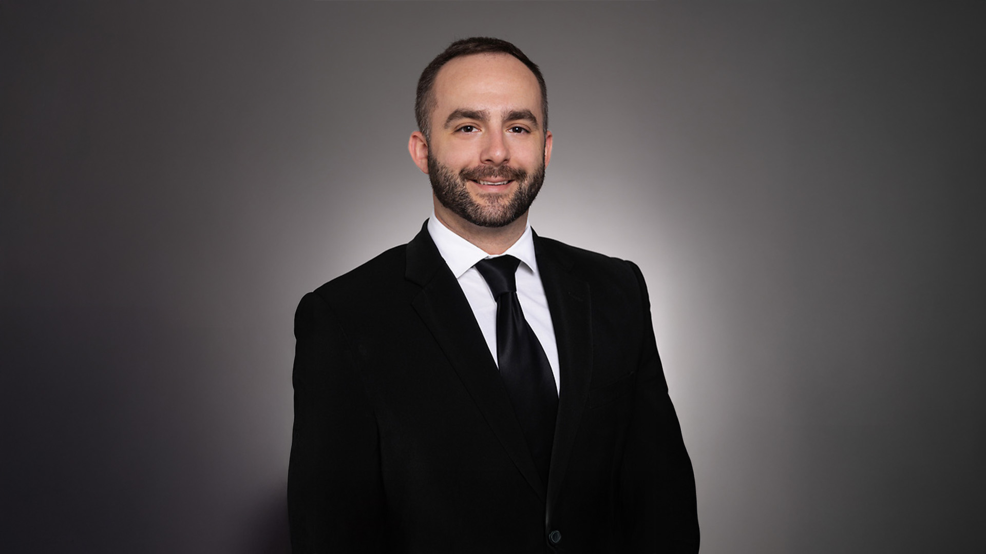 About - Eamon Graziano